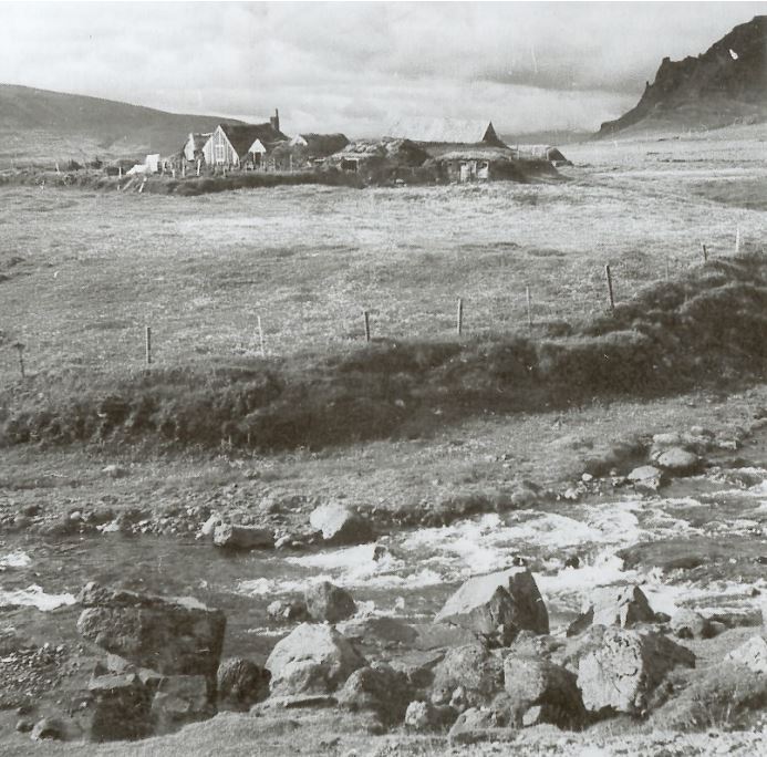 Ártún á Kjalarnesi – Ferlir